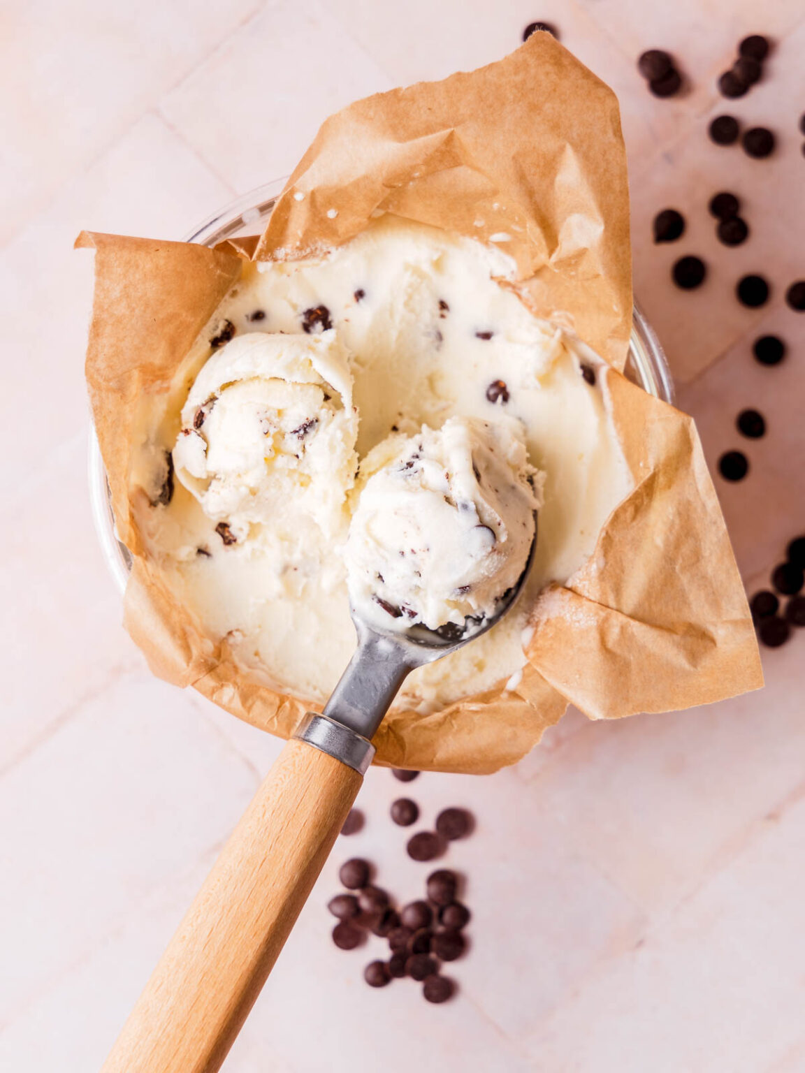 Stracciatella Eis ohne Zucker - Soulfood LowCarberia Blog
